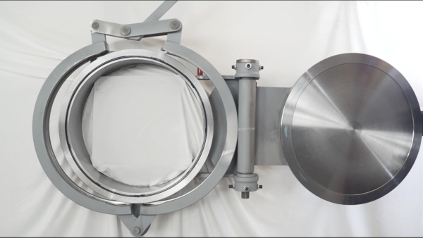 Clamp Type Quick Open Closures - EMT Pipe cleaning pig