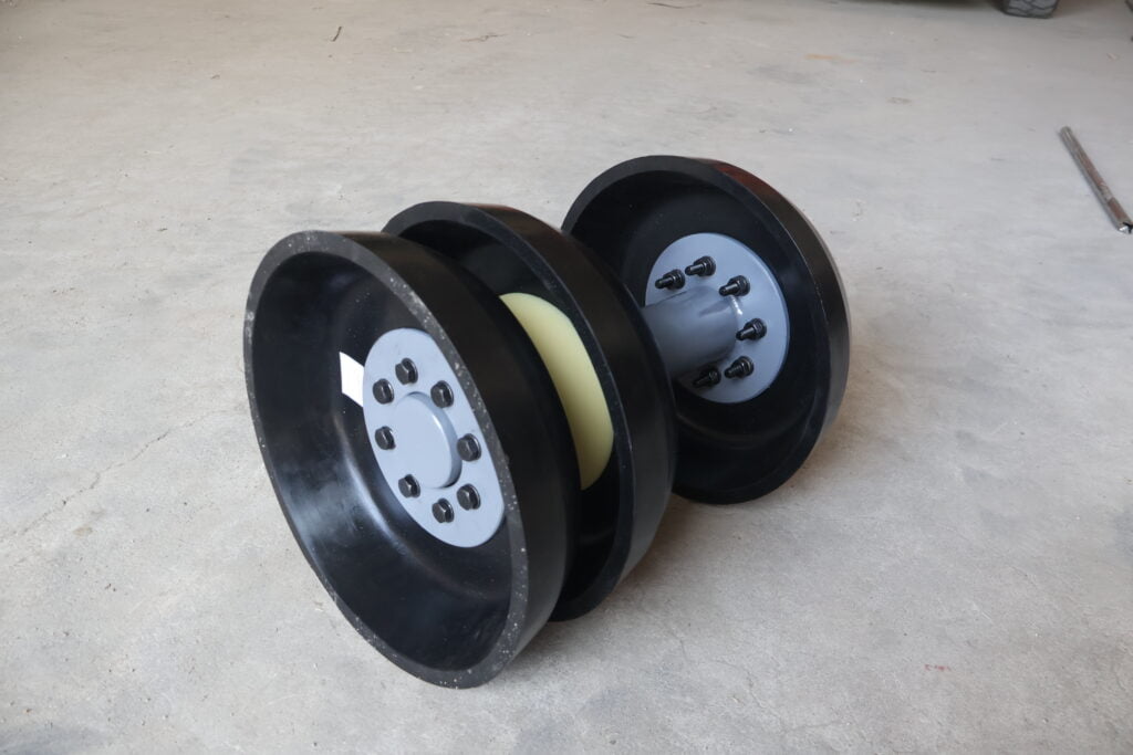 The EMT Uni-directional Scraper Pig - EMT Pipe cleaning pig