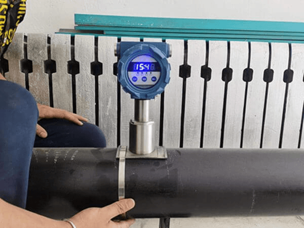 Non-intrusive Pig Passage Detector - EMT Pipe cleaning pig