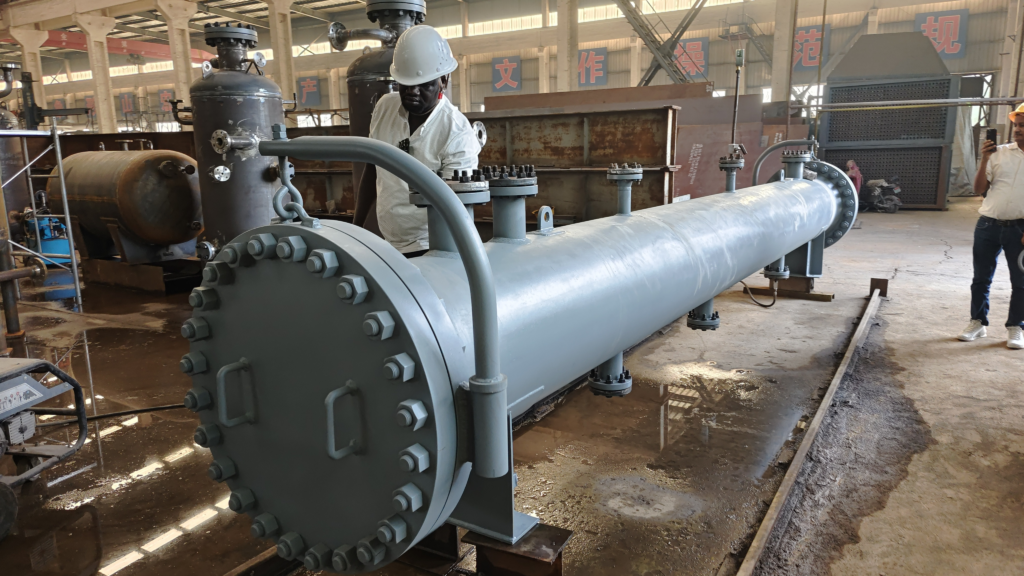 Scraper Launcher For Pipeline Cleaning - EMT Pipe cleaning pig